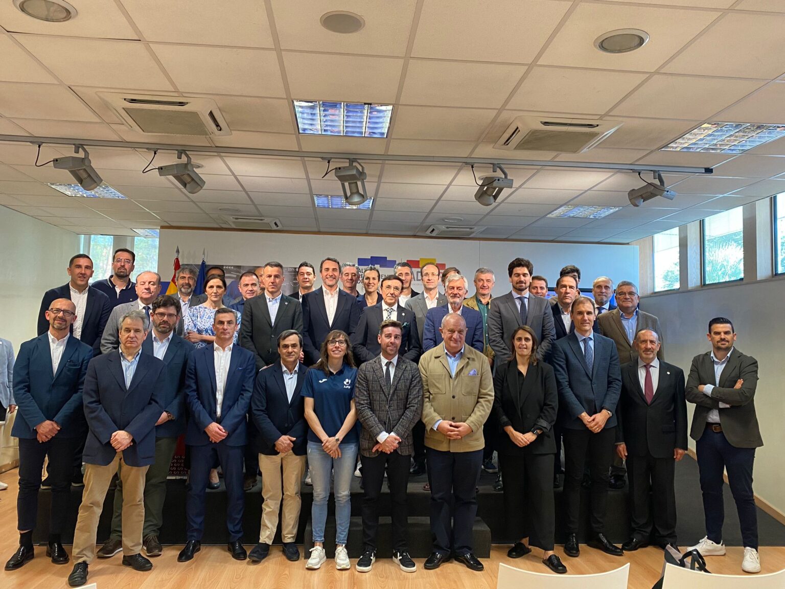 ADESP distribuye tres mil becas para deportistas y profesionales del ecosistema deportivo a ...